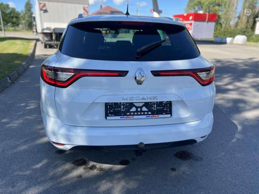 Balts Renault Megane 2019 Tauragė, ar dzinēja tilpumu 1.30 L un nobraukumu 191 tūkst. km par 5600 €, foto 10 vietnē AUTOMOTO.COM.LV