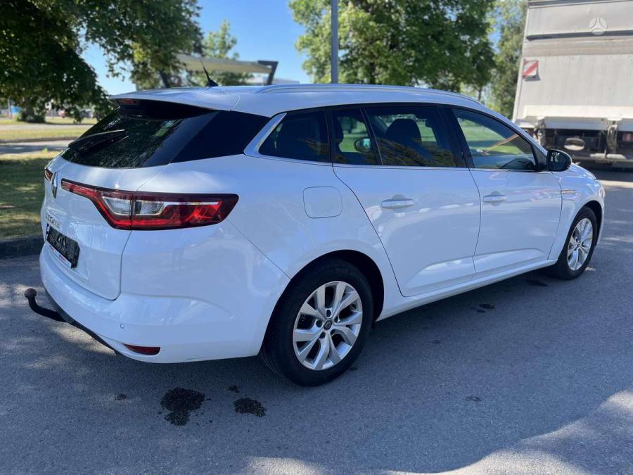 Balts Renault Megane 2019 Tauragė, ar dzinēja tilpumu 1.30 L un nobraukumu 191 tūkst. km par 5600 €, foto 13 vietnē AUTOMOTO.COM.LV