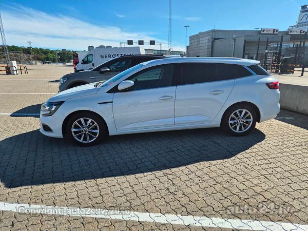 White Renault Megane 2019 in Parnu, with an engine capacity of 1.50 L and mileage of 228 thousand km for 7300 €, photo 3 on AUTOMOTO.COM.LV