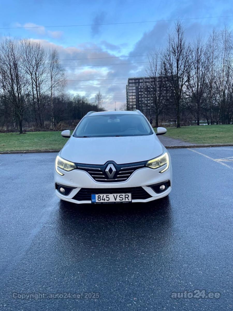White Renault Megane 2020 in Tallinn, with an engine capacity of 1.50 L and mileage of 66 thousand km for 14490 €, photo 2 on AUTOMOTO.COM.LV