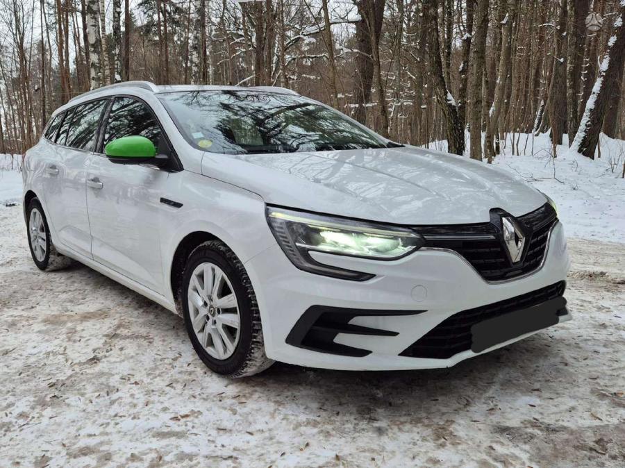 White Renault Megane 2020 in Silute, with an engine capacity of 1.50 L and mileage of 320 thousand km for 6999 €, photo 2 on AUTOMOTO.COM.LV