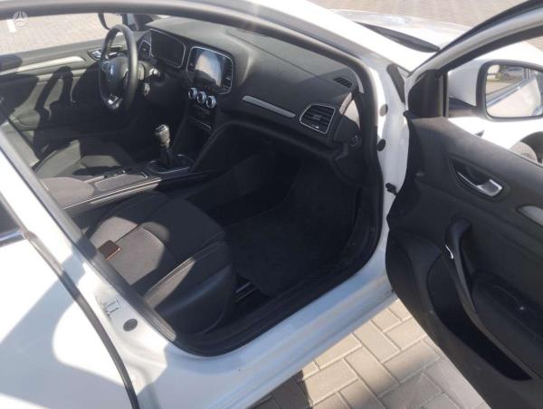 Balts Renault Megane 2020 Tauragė, ar dzinēja tilpumu 1.50 L un nobraukumu 117 tūkst. km par 8100 €, foto 6 vietnē AUTOMOTO.COM.LV