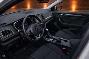White Renault Megane 2020 in Marijampole, with an engine capacity of 1.46 L and mileage of 190 thousand km for 11132 €, photo 10 on AUTOMOTO.COM.LV