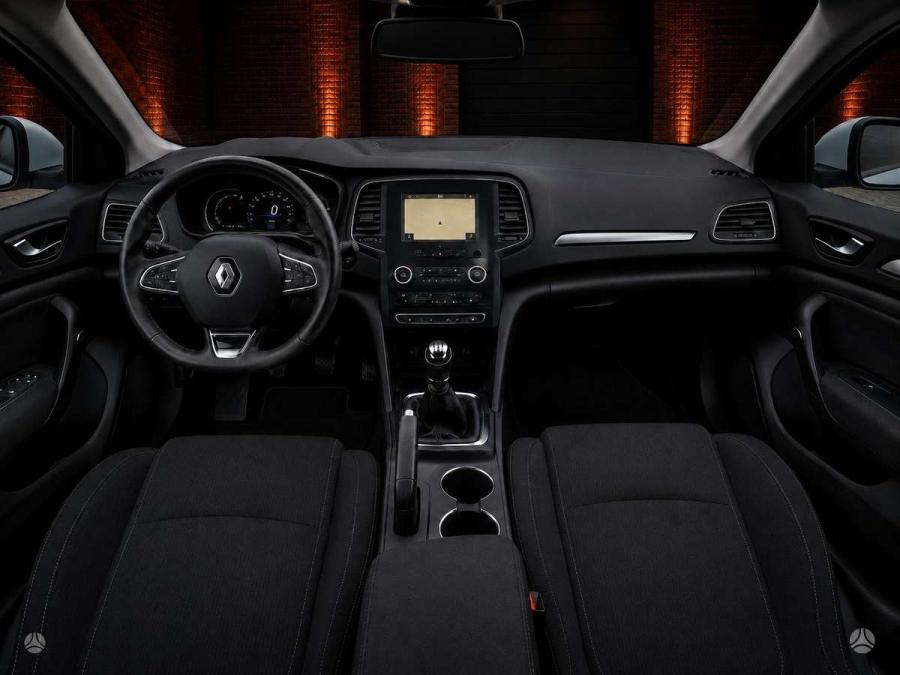 White Renault Megane 2020 in Marijampole, with an engine capacity of 1.46 L and mileage of 190 thousand km for 11132 €, photo 11 on AUTOMOTO.COM.LV