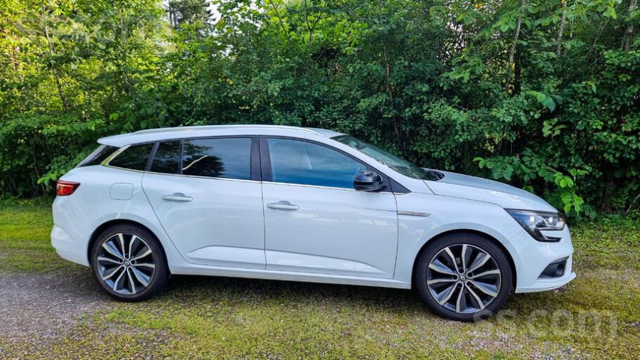 Balts Renault Megane 2020 Rīga, ar dzinēja tilpumu 1.30 L un nobraukumu 122 tūkst. km par 10000 €, foto 3 vietnē AUTOMOTO.COM.LV