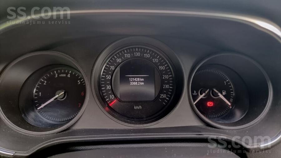Balts Renault Megane 2020 Rīga, ar dzinēja tilpumu 1.30 L un nobraukumu 122 tūkst. km par 10000 €, foto 8 vietnē AUTOMOTO.COM.LV