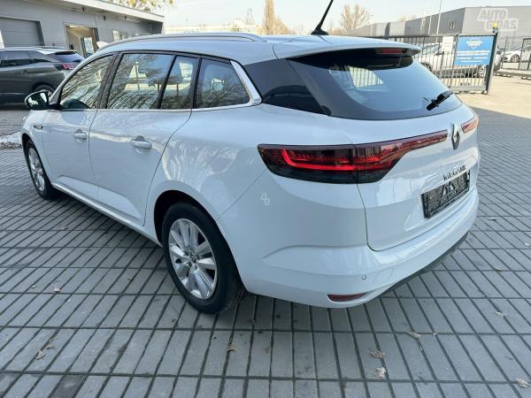 White Renault Megane 2021 in Kaunas, with an engine capacity of 1.00 L and mileage of 126 thousand km for 10300 €, photo 4 on AUTOMOTO.COM.LV