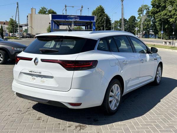 Balts Renault Megane 2021 Tauragė, ar dzinēja tilpumu 1.46 L un nobraukumu 230 tūkst. km par 7300 €, foto 4 vietnē AUTOMOTO.COM.LV