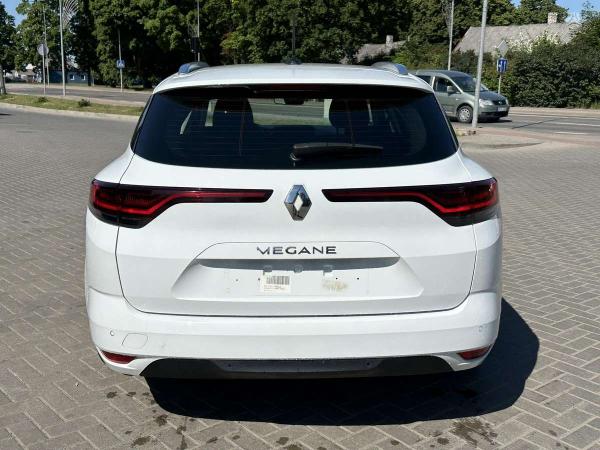 Balts Renault Megane 2021 Tauragė, ar dzinēja tilpumu 1.46 L un nobraukumu 230 tūkst. km par 7300 €, foto 5 vietnē AUTOMOTO.COM.LV