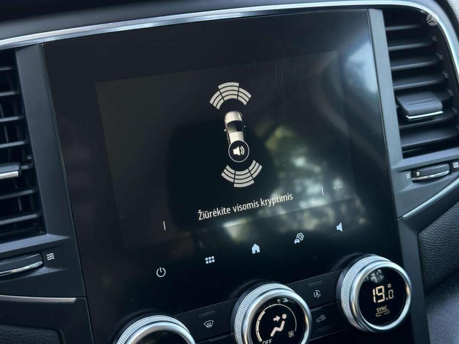 Balts Renault Megane 2021 Tauragė, ar dzinēja tilpumu 1.46 L un nobraukumu 230 tūkst. km par 7300 €, foto 16 vietnē AUTOMOTO.COM.LV