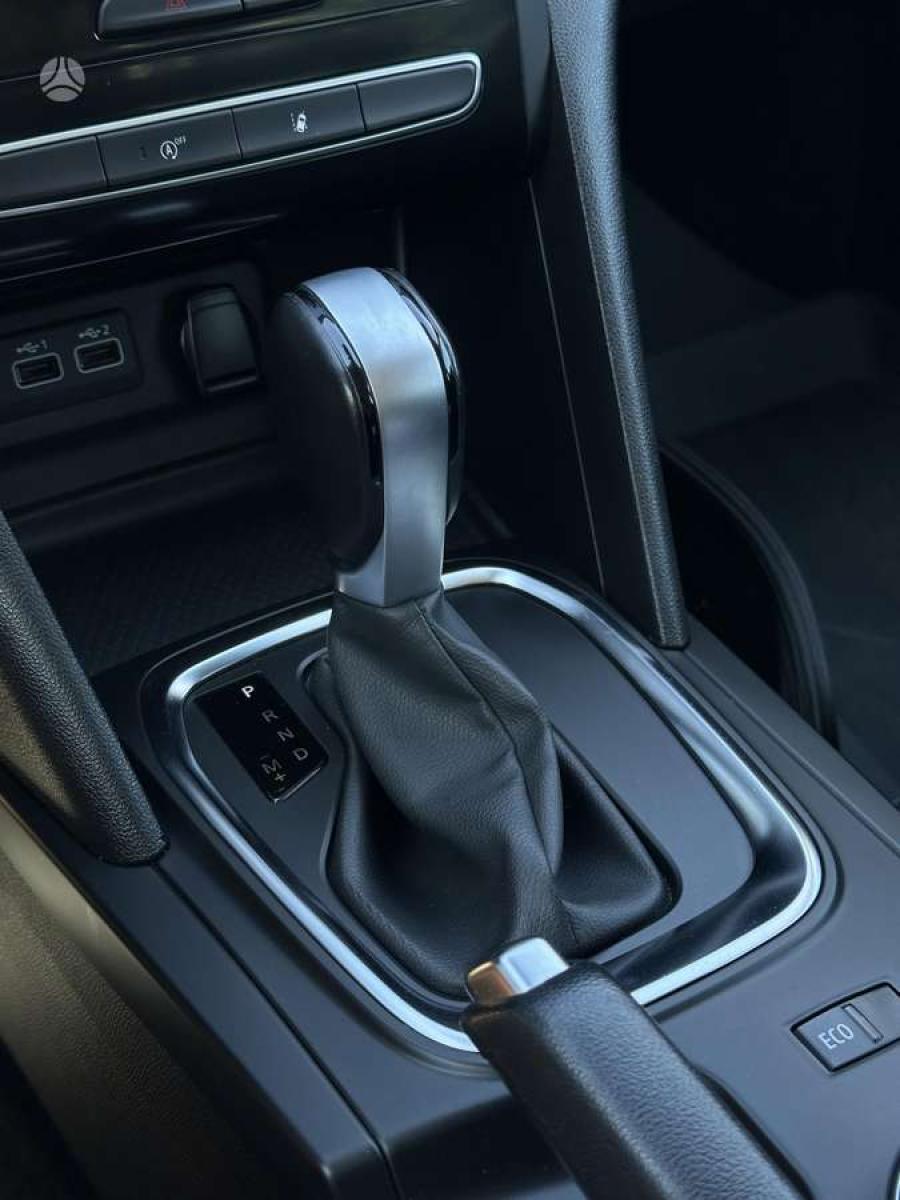 Balts Renault Megane 2021 Tauragė, ar dzinēja tilpumu 1.46 L un nobraukumu 230 tūkst. km par 7300 €, foto 17 vietnē AUTOMOTO.COM.LV
