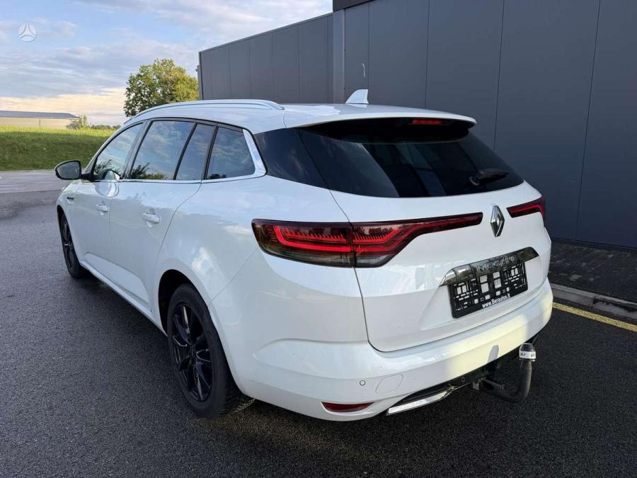 Balts Renault Megane 2021 Kauņa, ar dzinēja tilpumu 1.46 L un nobraukumu 166 tūkst. km par 11700 €, foto 8 vietnē AUTOMOTO.COM.LV