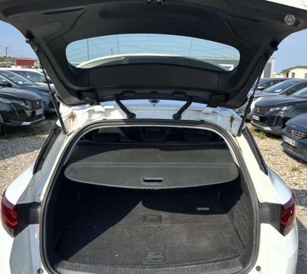 Balts Renault Megane 2021 Viļņa, ar dzinēja tilpumu 1.46 L un nobraukumu 155 tūkst. km par 10405 €, foto 7 vietnē AUTOMOTO.COM.LV
