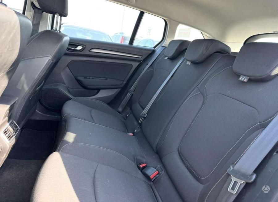 Balts Renault Megane 2021 Viļņa, ar dzinēja tilpumu 1.46 L un nobraukumu 155 tūkst. km par 10405 €, foto 10 vietnē AUTOMOTO.COM.LV