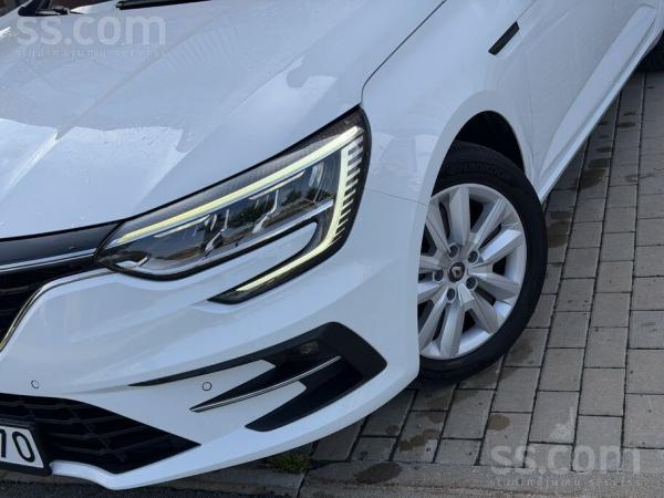 Balts Renault Megane 2021 Jelgava, ar dzinēja tilpumu 1.50 L un nobraukumu 233 tūkst. km par 9900 €, foto 2 vietnē AUTOMOTO.COM.LV