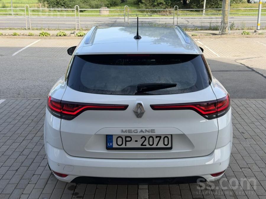 Balts Renault Megane 2021 Jelgava, ar dzinēja tilpumu 1.50 L un nobraukumu 233 tūkst. km par 9900 €, foto 7 vietnē AUTOMOTO.COM.LV