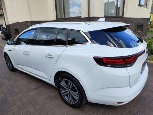 White Renault Megane 2021 in Kalvarija, with an engine capacity of 1.46 L and mileage of 140 thousand km for 12403 €, photo 3 on AUTOMOTO.COM.LV