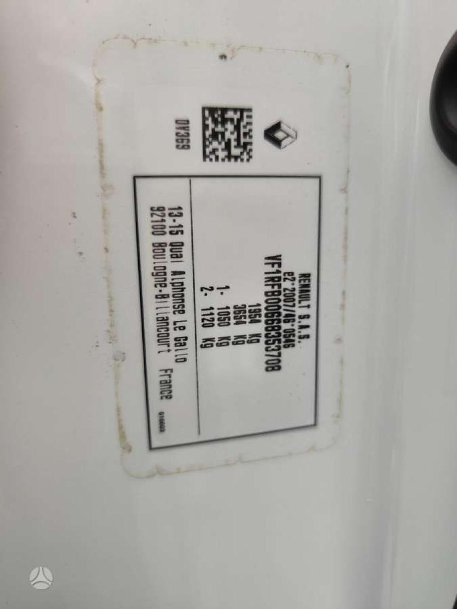 White Renault Megane 2021 in Kalvarija, with an engine capacity of 1.46 L and mileage of 140 thousand km for 12403 €, photo 14 on AUTOMOTO.COM.LV