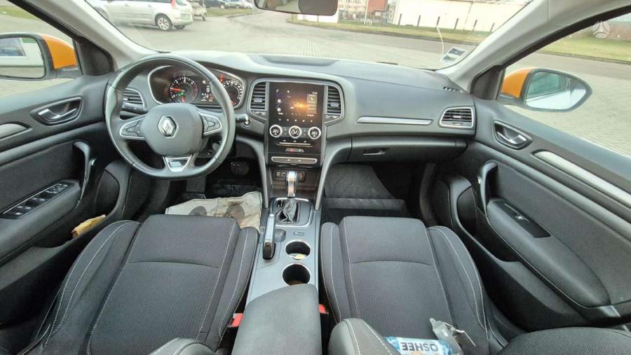 White Renault Megane 2022 in Taurage, with an engine capacity of 1.46 L and mileage of 257 thousand km for 8500 €, photo 10 on AUTOMOTO.COM.LV
