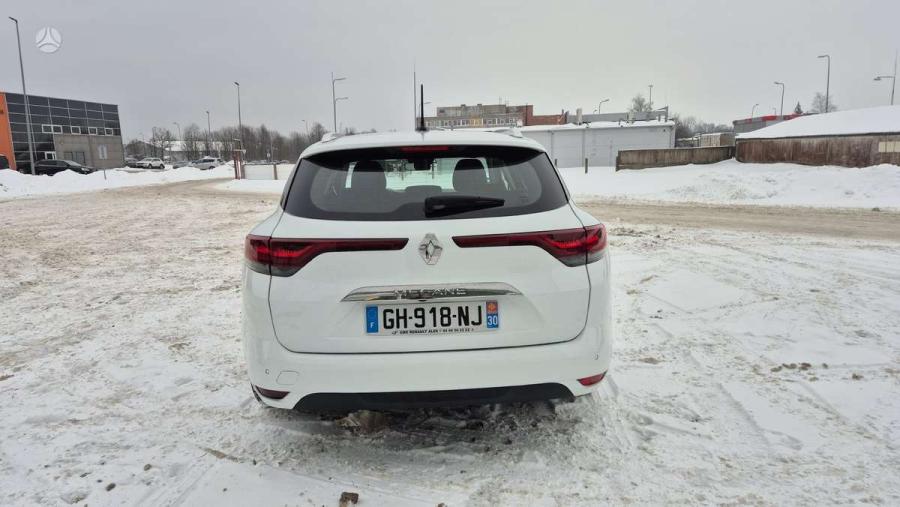 White Renault Megane 2022 in Taurage, with an engine capacity of 1.46 L and mileage of 252 thousand km for 7990 €, photo 6 on AUTOMOTO.COM.LV