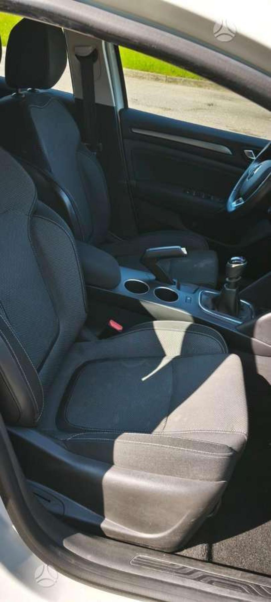 Balts Renault Megane 2022 Kauņa, ar dzinēja tilpumu 1.46 L un nobraukumu 152 tūkst. km par 11495 €, foto 18 vietnē AUTOMOTO.COM.LV