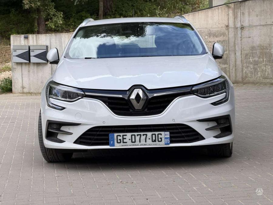 Balts Renault Megane 2022 Viļņa, ar dzinēja tilpumu 1.46 L un nobraukumu 190 tūkst. km par 8300 €, foto 1 vietnē AUTOMOTO.COM.LV