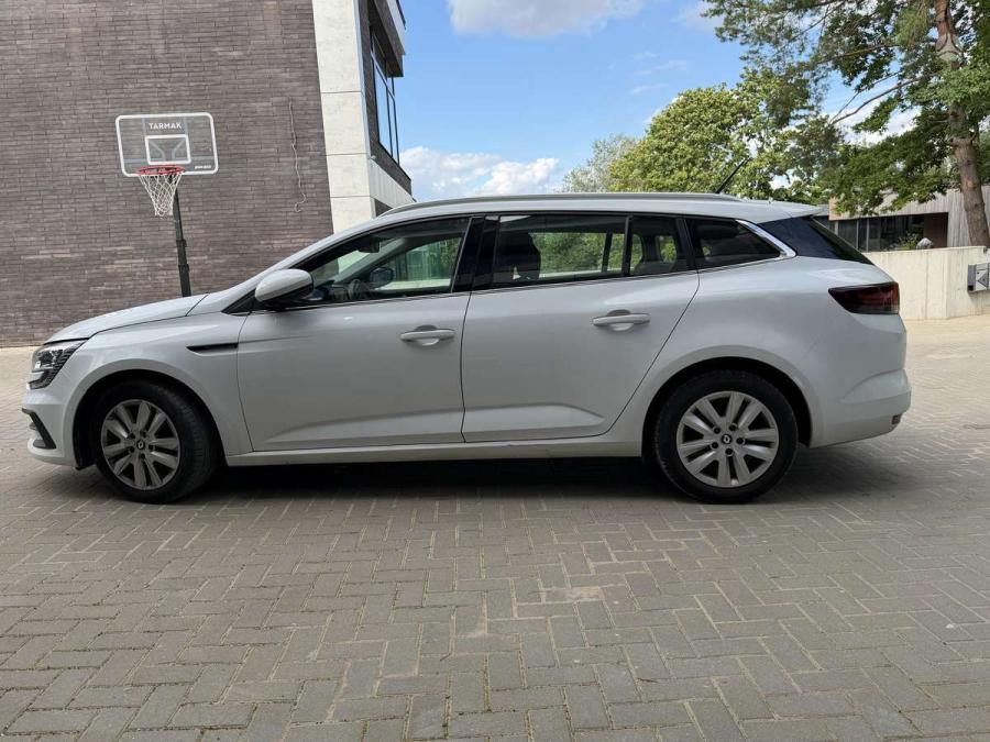 Balts Renault Megane 2022 Viļņa, ar dzinēja tilpumu 1.46 L un nobraukumu 190 tūkst. km par 8300 €, foto 5 vietnē AUTOMOTO.COM.LV