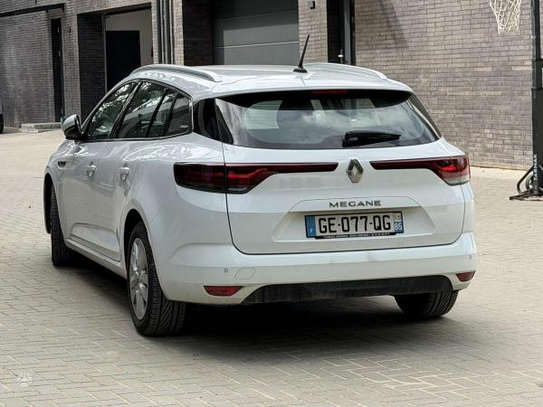 Balts Renault Megane 2022 Viļņa, ar dzinēja tilpumu 1.46 L un nobraukumu 190 tūkst. km par 8300 €, foto 5 vietnē AUTOMOTO.COM.LV