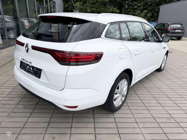 Balts Renault Megane 2022 Kauņa, ar dzinēja tilpumu 1.00 L un nobraukumu 182 tūkst. km par 9500 €, foto 3 vietnē AUTOMOTO.COM.LV