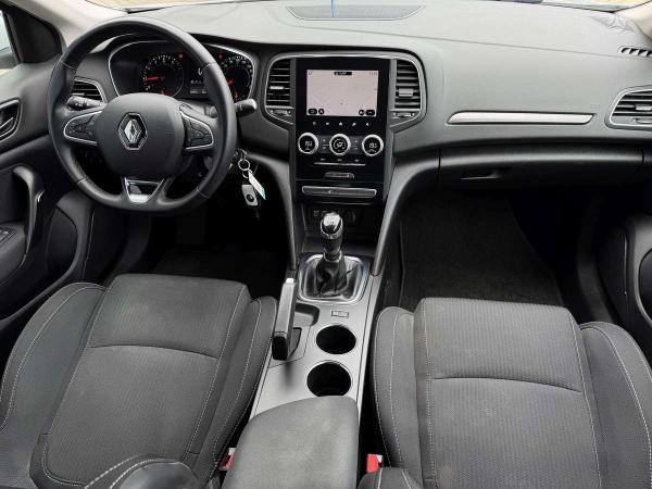 Balts Renault Megane 2022 Kauņa, ar dzinēja tilpumu 1.00 L un nobraukumu 182 tūkst. km par 9500 €, foto 8 vietnē AUTOMOTO.COM.LV