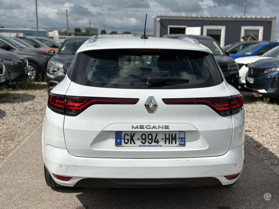 Balts Renault Megane 2022 Viļņa, ar dzinēja tilpumu 1.46 L un nobraukumu 189 tūkst. km par 10284 €, foto 6 vietnē AUTOMOTO.COM.LV