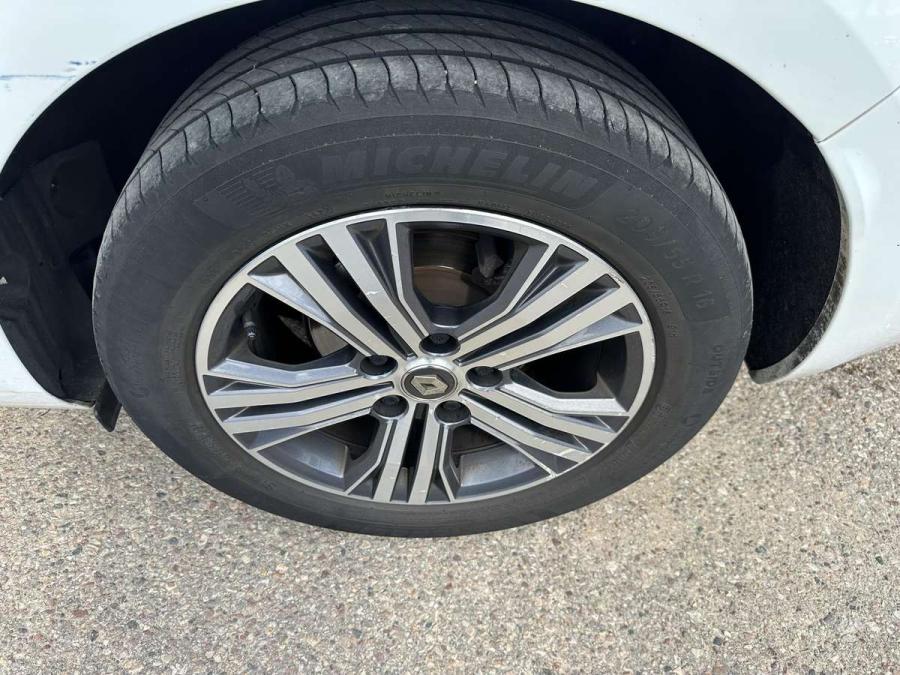 Balts Renault Megane 2022 Viļņa, ar dzinēja tilpumu 1.46 L un nobraukumu 189 tūkst. km par 10284 €, foto 9 vietnē AUTOMOTO.COM.LV