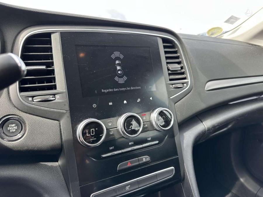Balts Renault Megane 2022 Viļņa, ar dzinēja tilpumu 1.46 L un nobraukumu 189 tūkst. km par 10284 €, foto 15 vietnē AUTOMOTO.COM.LV