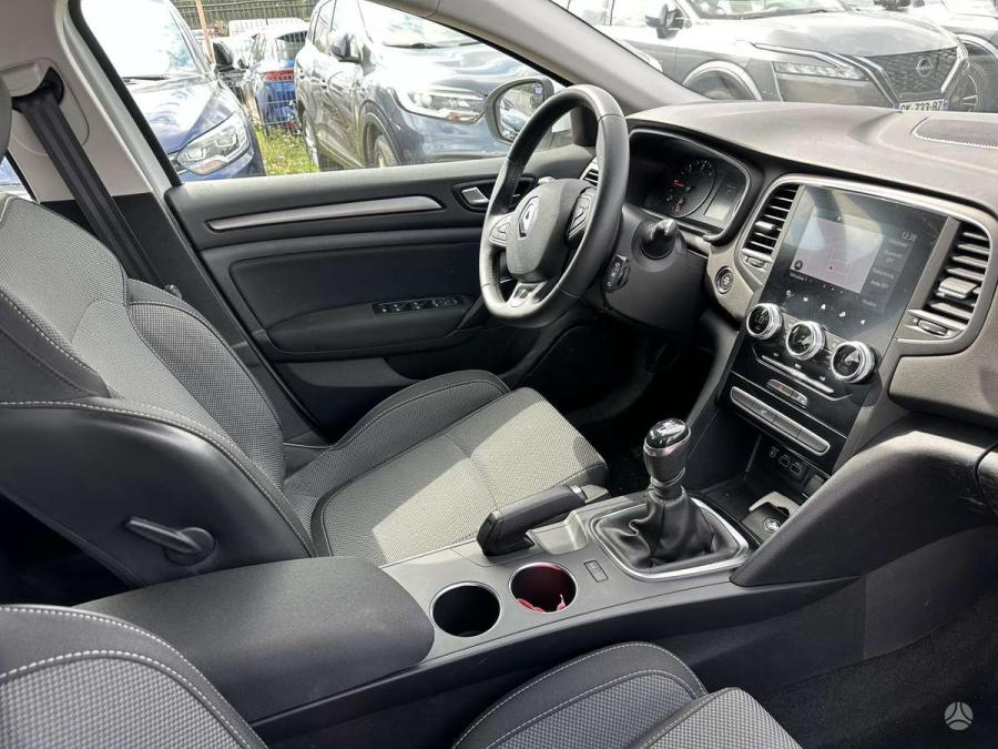Balts Renault Megane 2022 Viļņa, ar dzinēja tilpumu 1.46 L un nobraukumu 189 tūkst. km par 10284 €, foto 17 vietnē AUTOMOTO.COM.LV