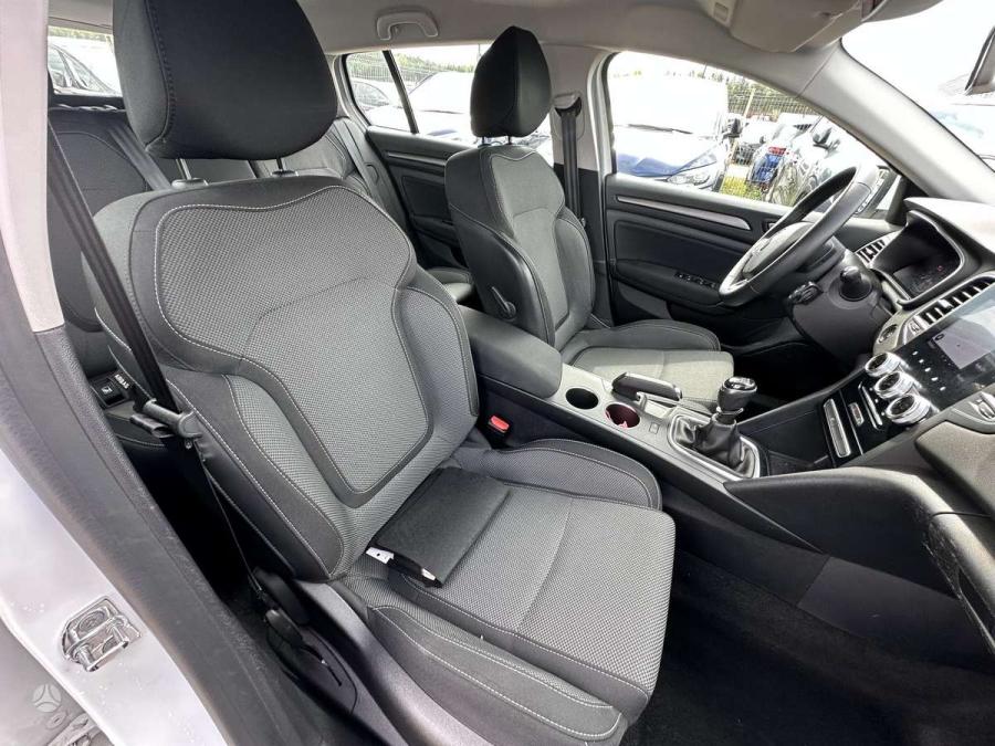 Balts Renault Megane 2022 Viļņa, ar dzinēja tilpumu 1.46 L un nobraukumu 189 tūkst. km par 10284 €, foto 18 vietnē AUTOMOTO.COM.LV