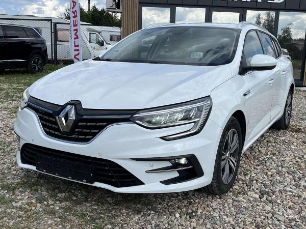 White Renault Megane 2022 in Vilnius, with an engine capacity of 1.33 L and mileage of 268 thousand km for 9196 €, photo 3 on AUTOMOTO.COM.LV