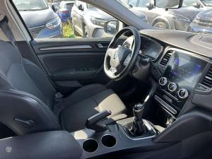 White Renault Megane 2022 in Vilnius, with an engine capacity of 1.46 L and mileage of 186 thousand km for 11252 €, photo 11 on AUTOMOTO.COM.LV