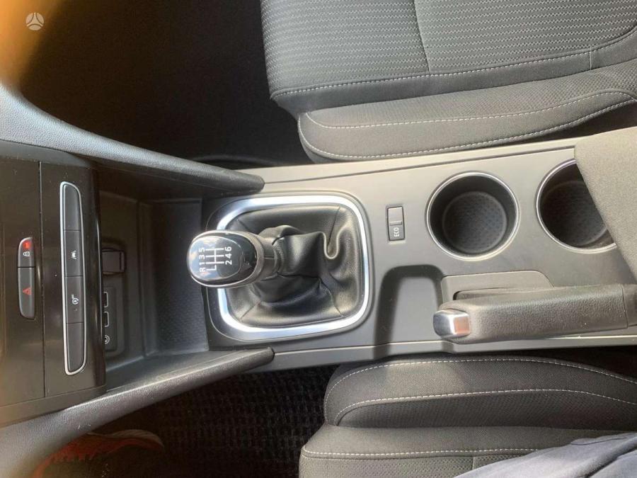 Balts Renault Megane 2022 Viļņa, ar dzinēja tilpumu 1.46 L un nobraukumu 214 tūkst. km par 10527 €, foto 19 vietnē AUTOMOTO.COM.LV