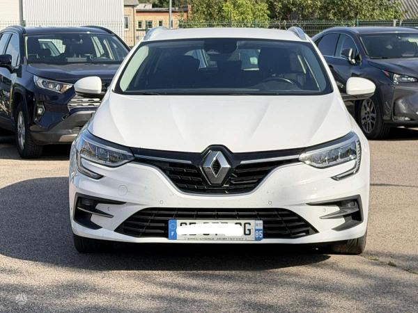 Белый Рено Меган 2022 в Вильнюс, объемом двигателя 1.46 л и пробегом 124 тыс. км за 8250 €, фото 1 на AUTOMOTO.COM.LV