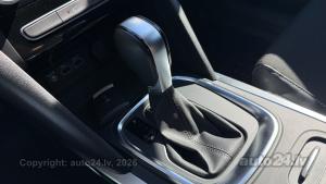 White Renault Megane 2023 in Tallinn, with an engine capacity of 1.30 L and mileage of 45 thousand km for 15490 €, photo 12 on AUTOMOTO.COM.LV