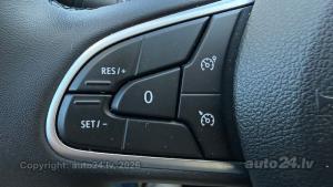 White Renault Megane 2023 in Tallinn, with an engine capacity of 1.30 L and mileage of 45 thousand km for 15490 €, photo 21 on AUTOMOTO.COM.LV