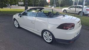 Dzeltens Renault Megane 2013 Tauragė, ar dzinēja tilpumu 1.60 L un nobraukumu 250 tūkst. km par 4250 €, foto 4 vietnē AUTOMOTO.COM.LV