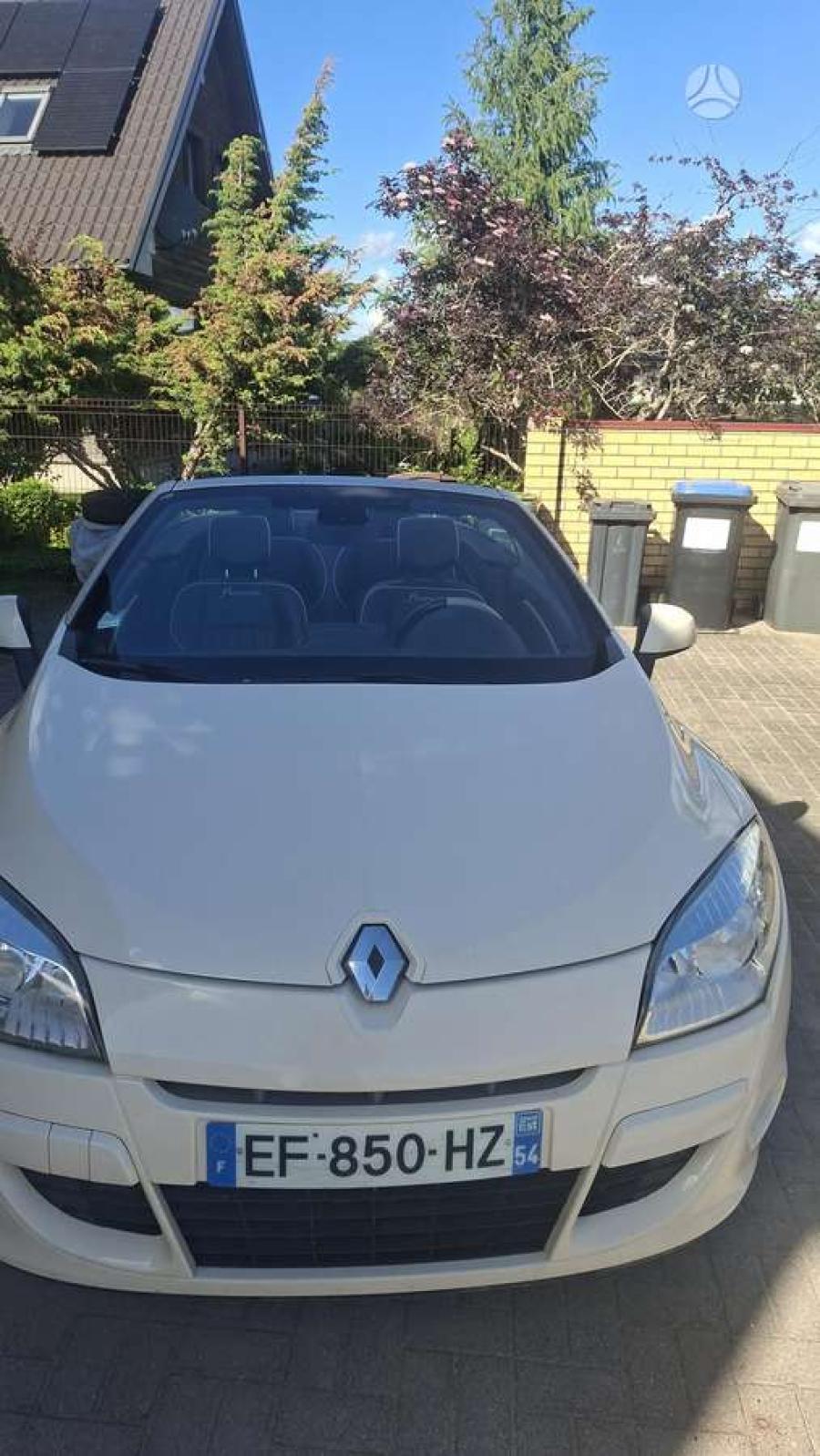 Dzeltens Renault Megane 2013 Tauragė, ar dzinēja tilpumu 1.60 L un nobraukumu 250 tūkst. km par 4250 €, foto 36 vietnē AUTOMOTO.COM.LV