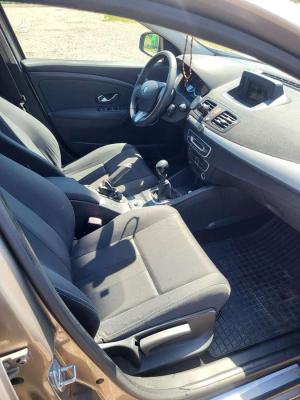Yellow Renault Megane 2011 in Raseiniai, with an engine capacity of 1.87 L and mileage of 180 thousand km for 2999 €, photo 14 on AUTOMOTO.COM.LV
