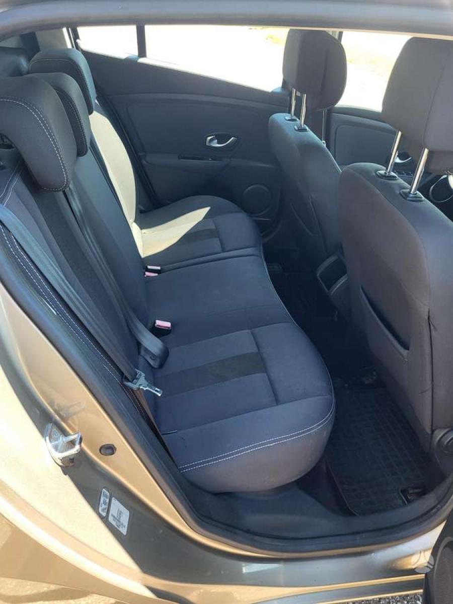 Yellow Renault Megane 2011 in Raseiniai, with an engine capacity of 1.87 L and mileage of 180 thousand km for 2999 €, photo 15 on AUTOMOTO.COM.LV