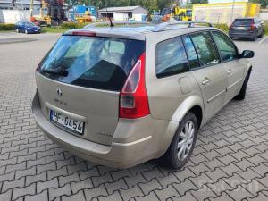 Желтый Рено Меган 2008 в Рига, объемом двигателя 1.50 л и пробегом 270 тыс. км за 1550 €, фото 4 на AUTOMOTO.COM.LV