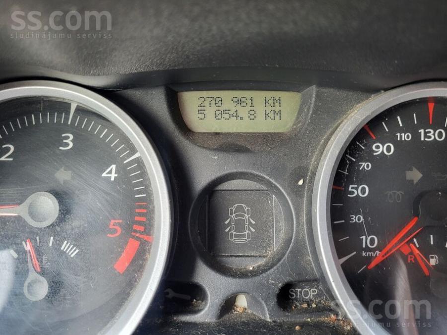 Желтый Рено Меган 2008 в Рига, объемом двигателя 1.50 л и пробегом 270 тыс. км за 1550 €, фото 11 на AUTOMOTO.COM.LV