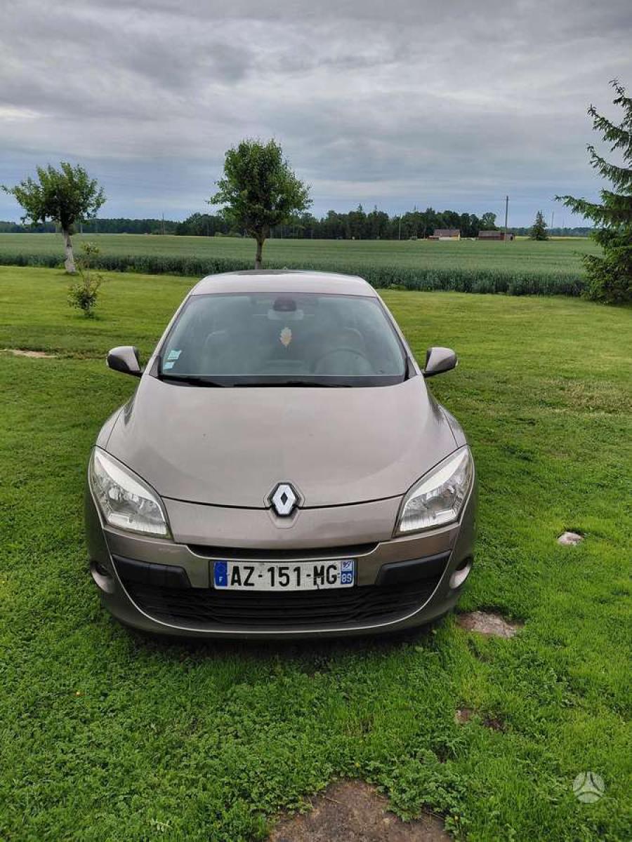Dzeltens Renault Megane 2010 Panevēža, ar dzinēja tilpumu 1.40 L un nobraukumu 233 tūkst. km par 800 €, foto 1 vietnē AUTOMOTO.COM.LV