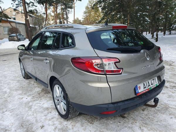 Dzeltens Renault Megane 2011 Kauņa, ar dzinēja tilpumu 1.50 L un nobraukumu 178 tūkst. km par 3650 €, foto 4 vietnē AUTOMOTO.COM.LV