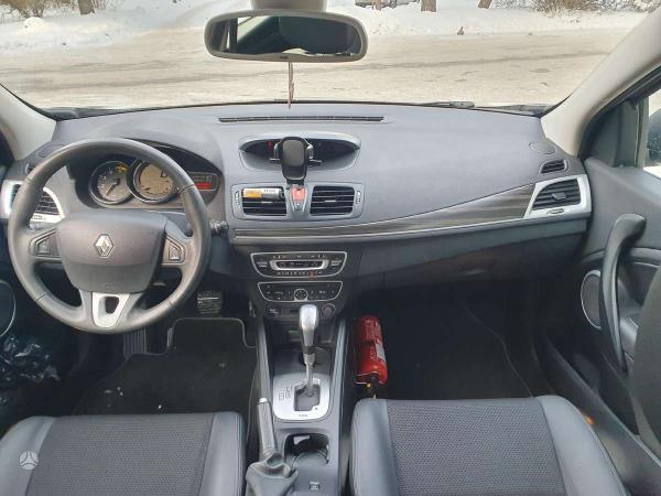 Dzeltens Renault Megane 2011 Kauņa, ar dzinēja tilpumu 1.50 L un nobraukumu 178 tūkst. km par 3650 €, foto 7 vietnē AUTOMOTO.COM.LV